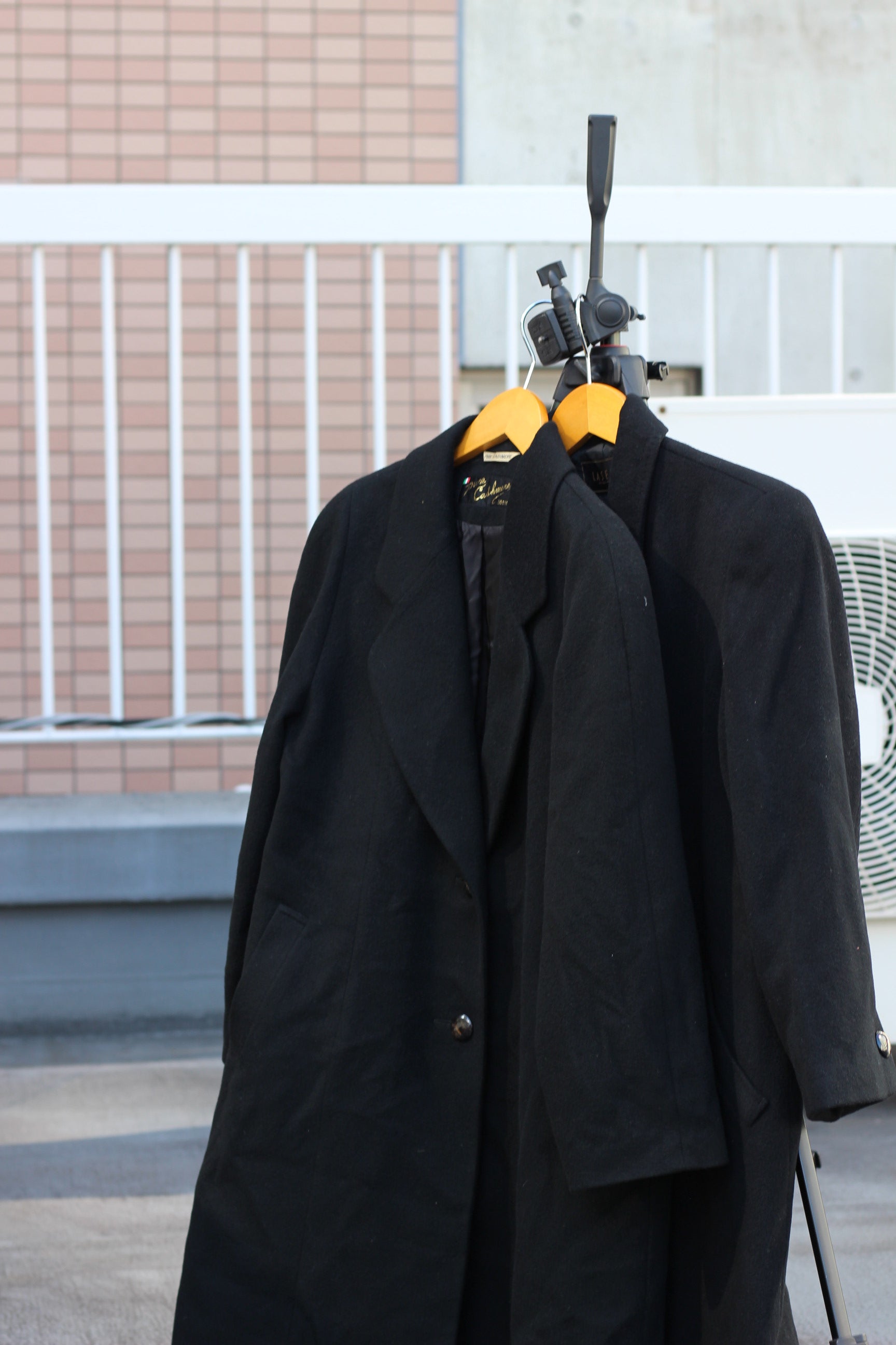 Women's Black Cashmere100% Short Chester Coat x2点 – ReSCOUNT STORE